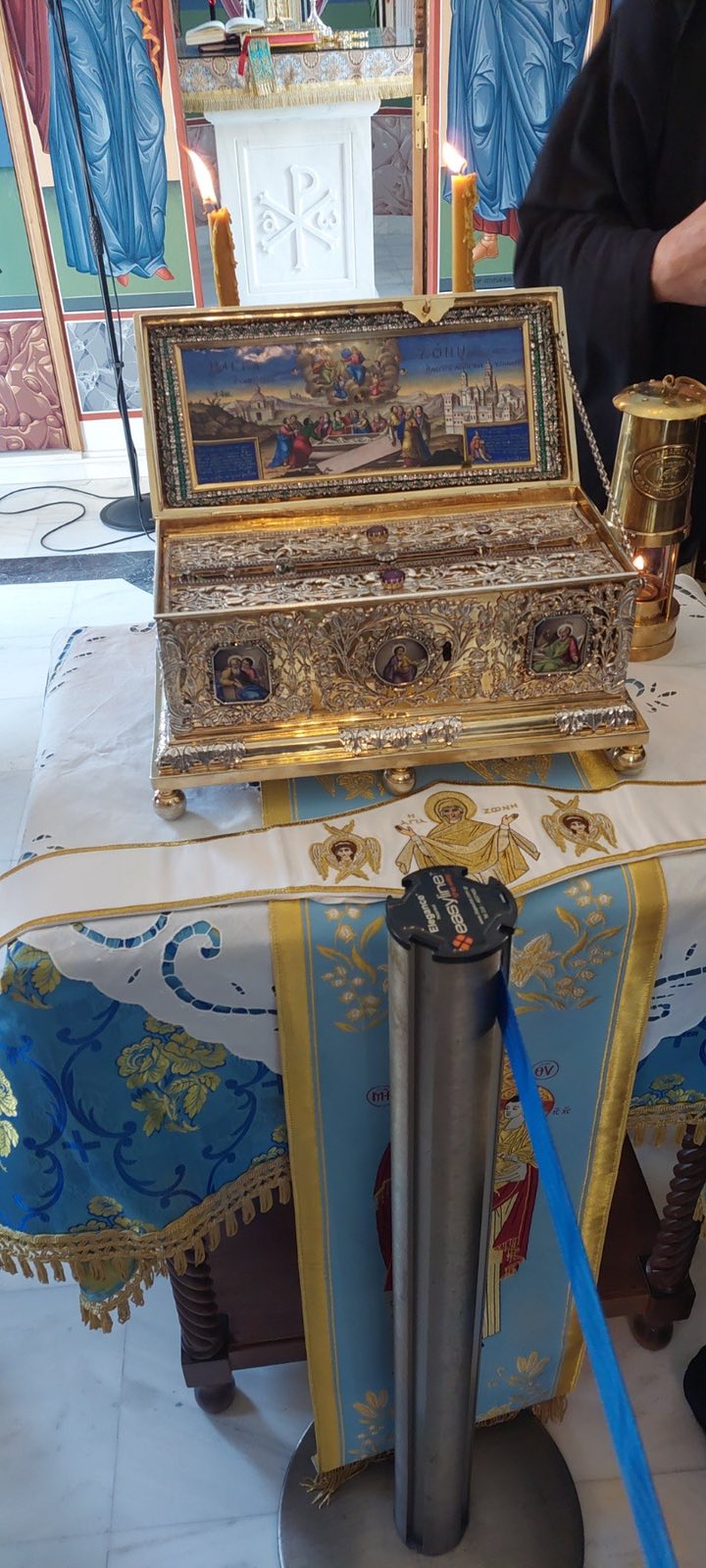 ΑΦΙΞΗ ΤΙΜΙΑΣ ΖΩΝΗΣ ΣΤΟ ΠΡΟΑΥΛΙΟ ΧΩΡΟ ΤΟΥ ΥΝΑΝΠ - Λιμενικός